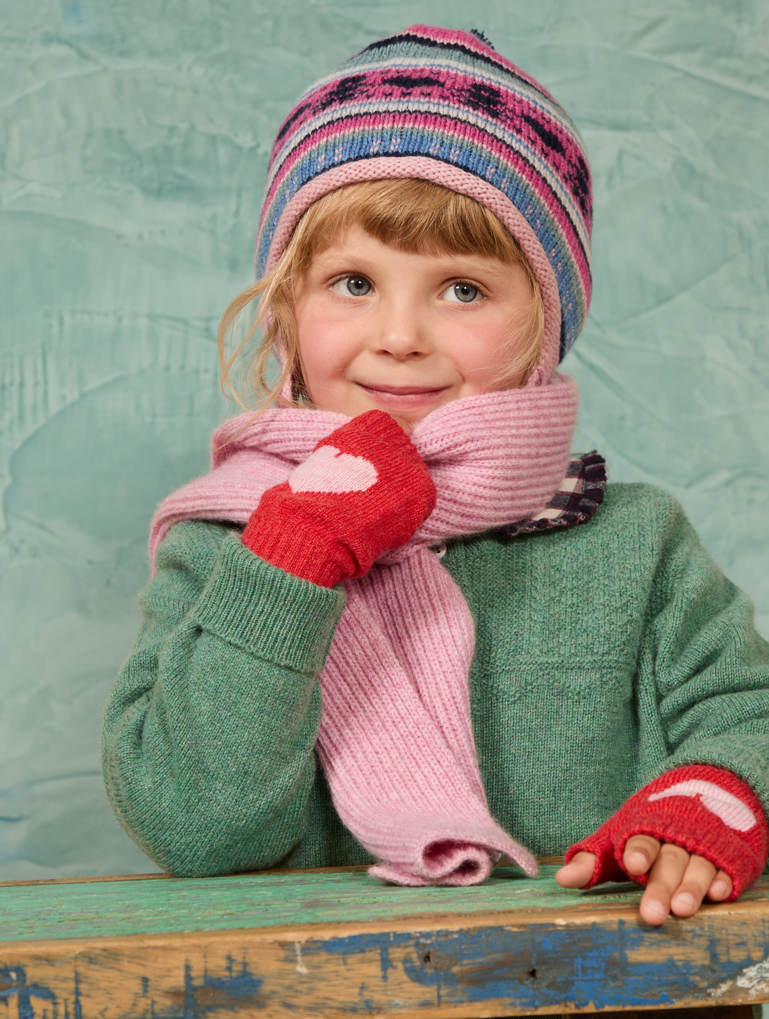 Children's Accessories | Scottish Cashmere Gloves & Hats | Brora