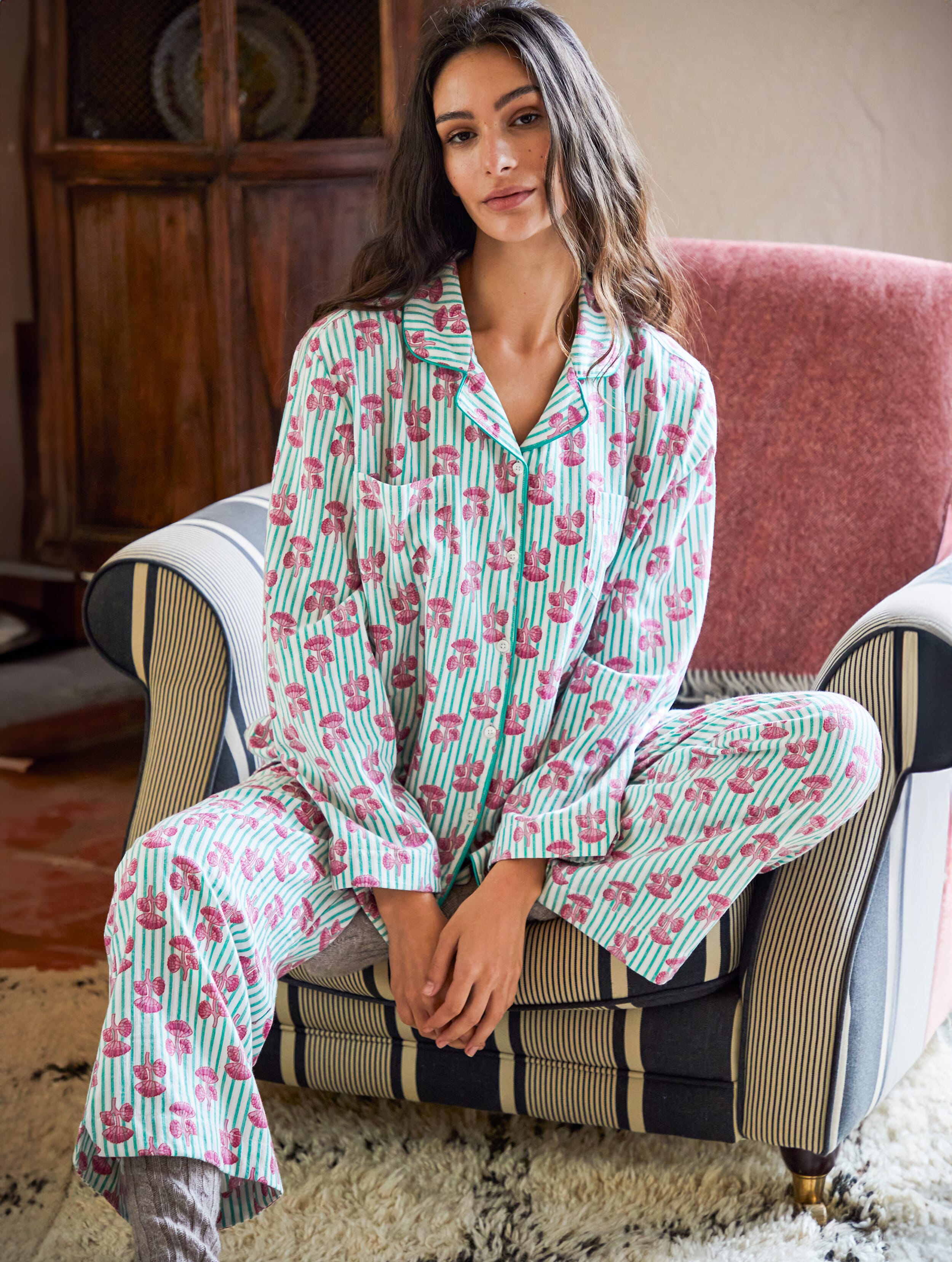 Women’s Nightwear | Cashmere Dressing Gowns & Cotton Pyjamas | Brora