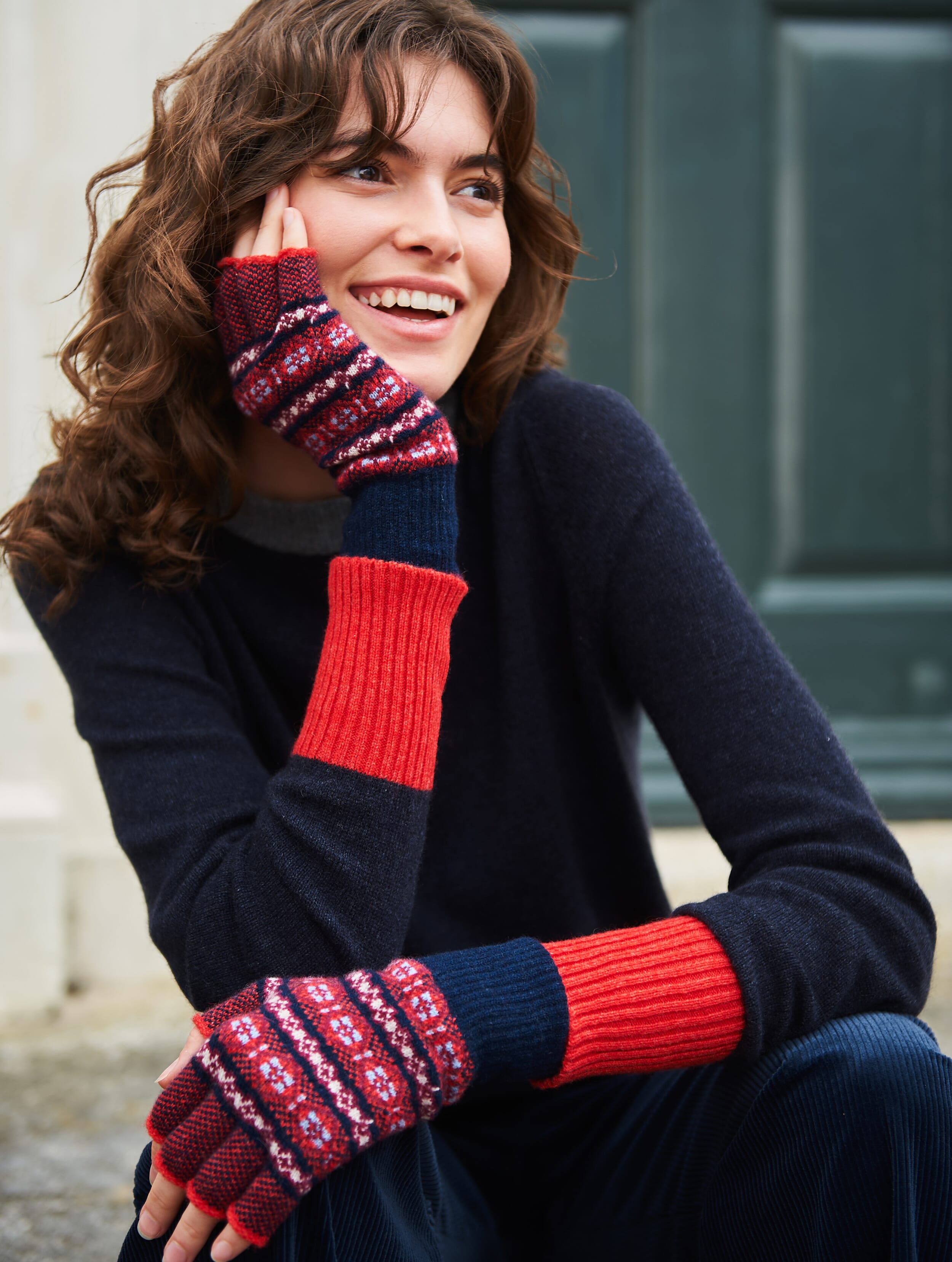 Cashmere Accessories | Hats, Gloves & Scarves | Brora UK
