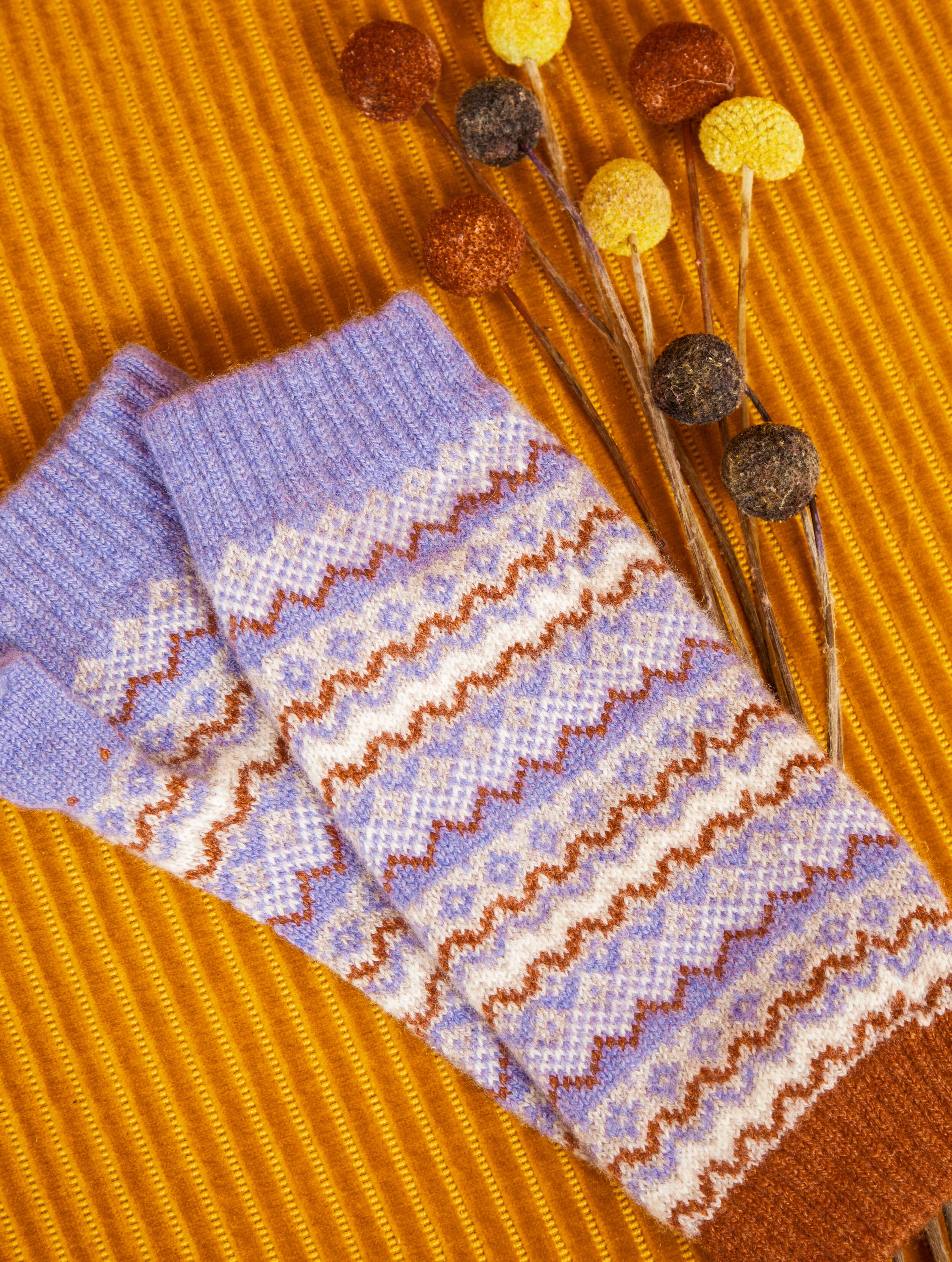 Cashmere Accessories | Hats, Gloves & Scarves | Brora UK