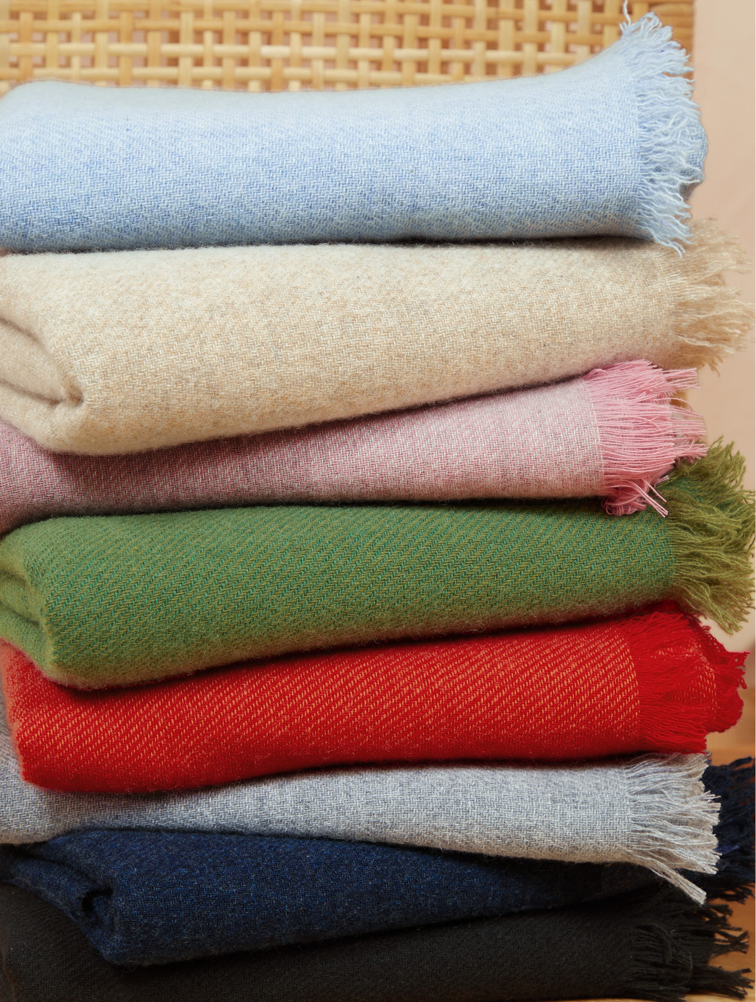Cashmere Accessories | Hats, Gloves & Scarves | Brora UK
