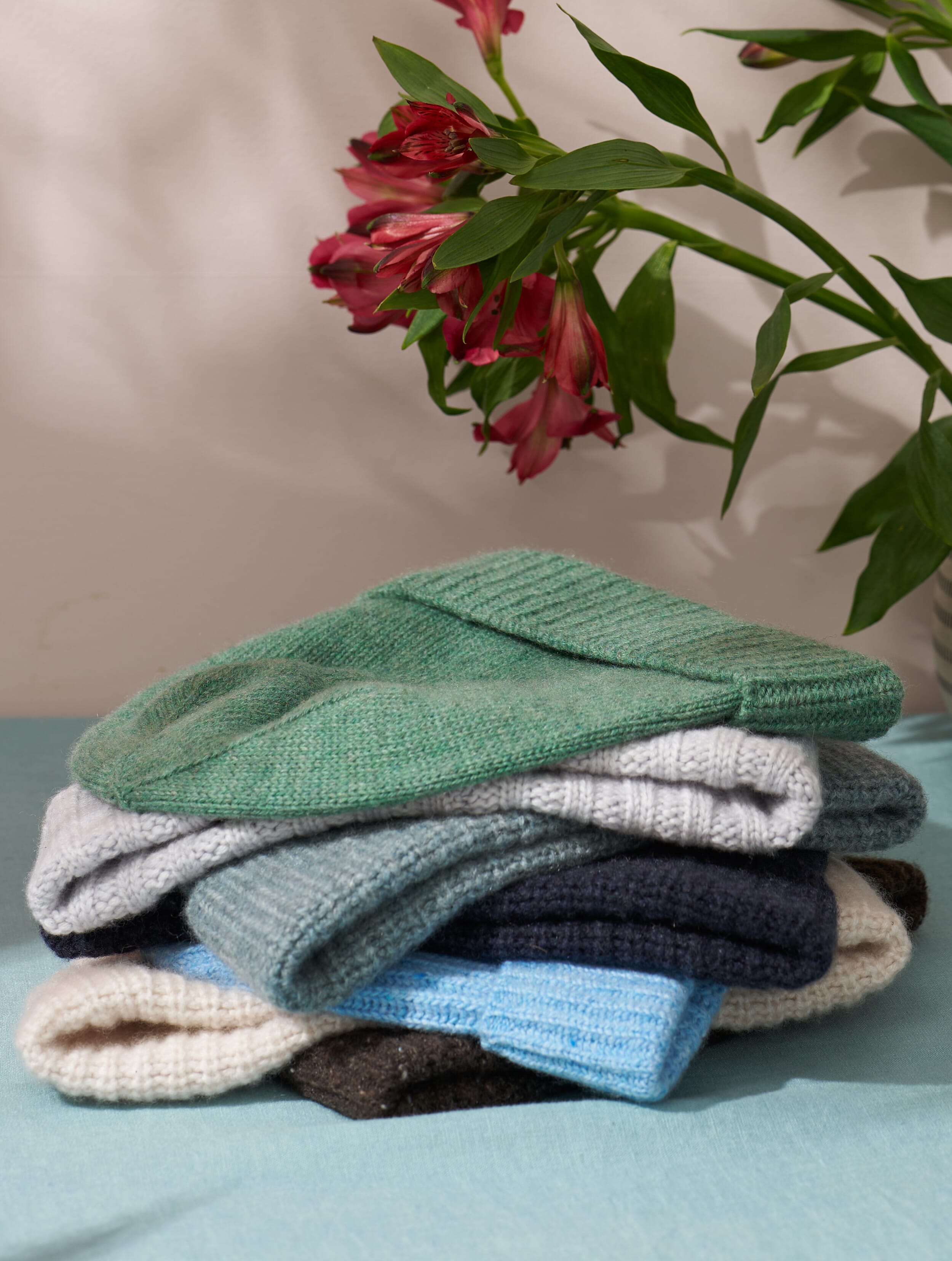 Sale Cashmere Accessories | Hats, Gloves & Scarves | Brora