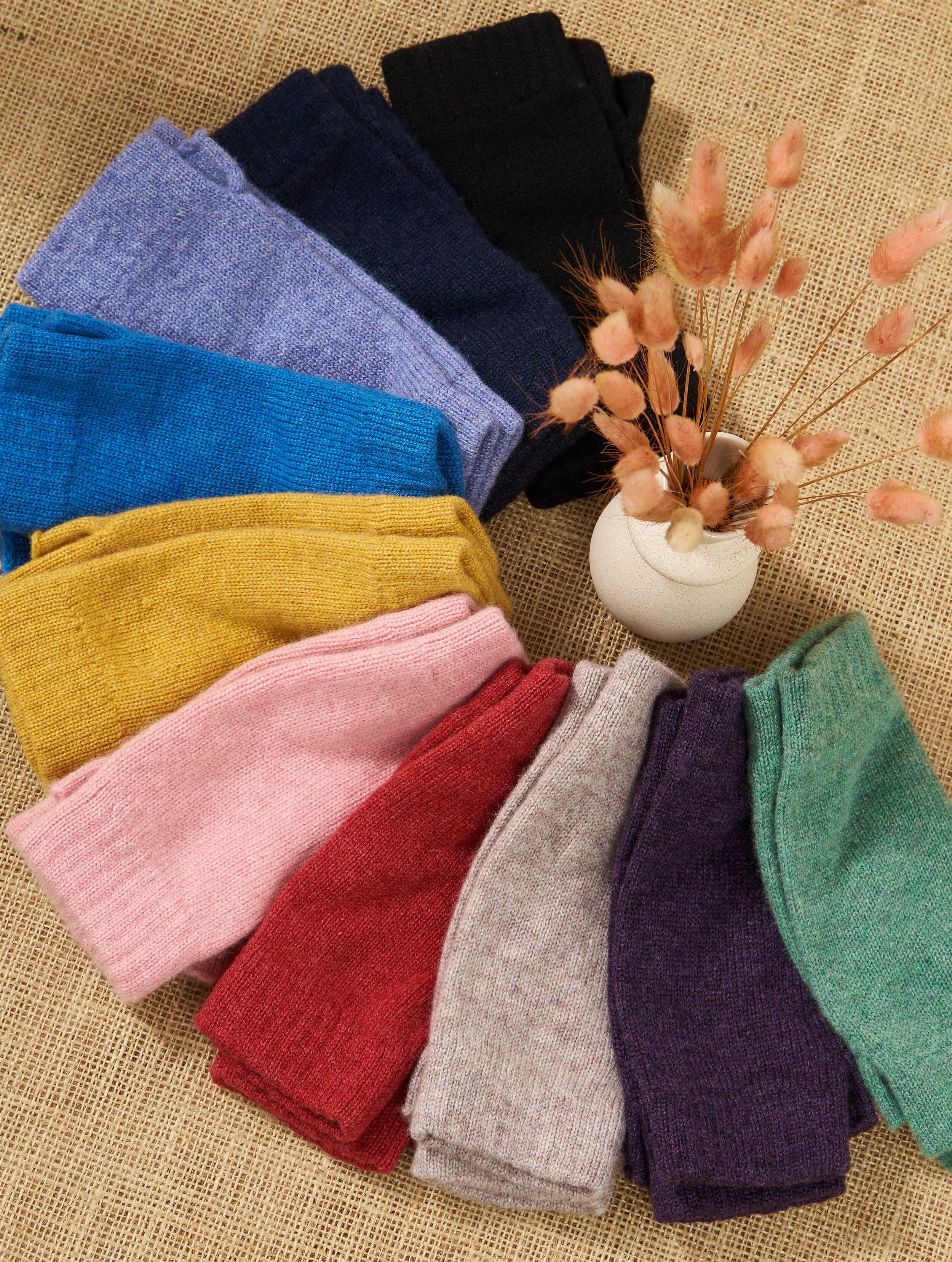 Cashmere Accessories | Hats, Gloves & Scarves | Brora UK