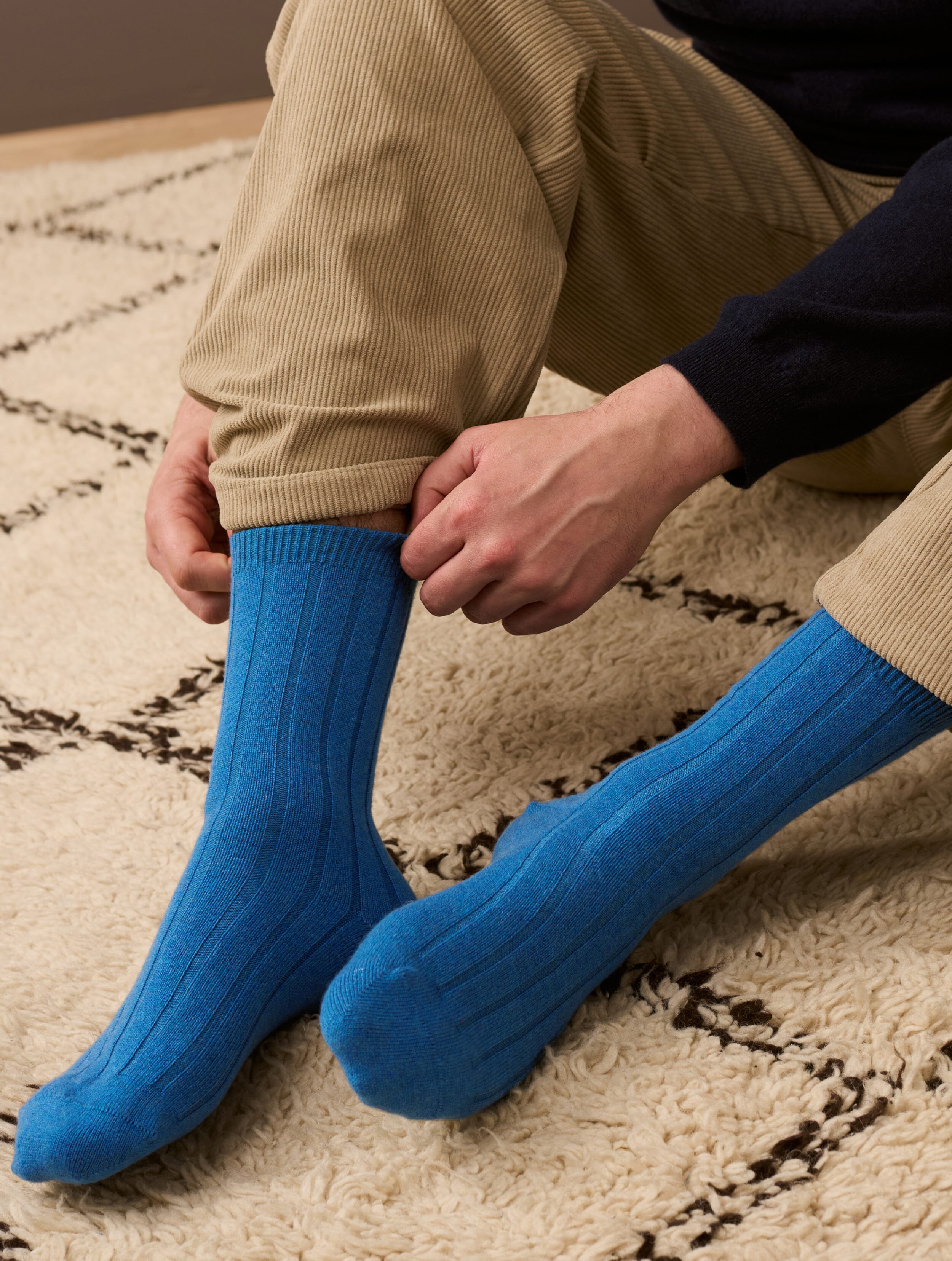 Men's Scottish Cashmere Socks | Men's Accessories | Brora