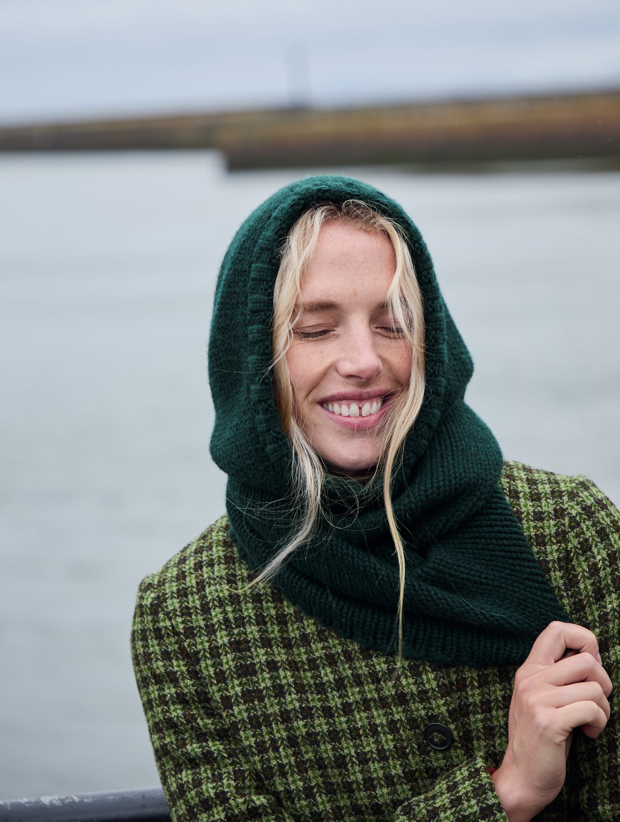 Scarves and Stoles | Cashmere, Silk & Wool Stoles | Brora