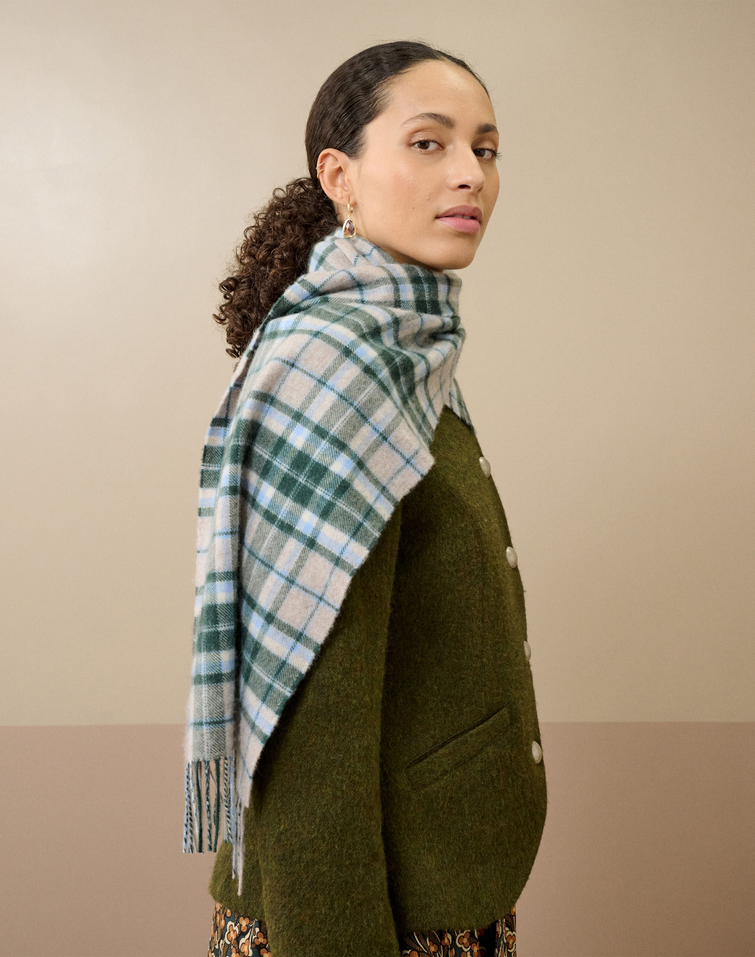Cashmere Plaid Scarf in Mallard |Accessories | Brora Clearance