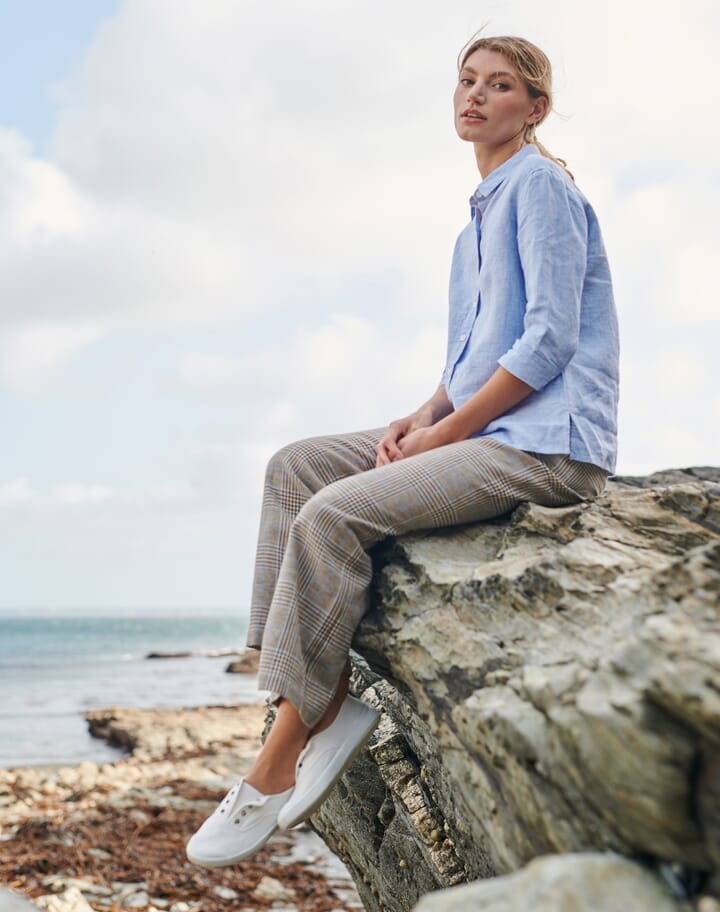 Blue Fine Houndstooth Linen Shirt | Women's Shirts | Brora Fashion