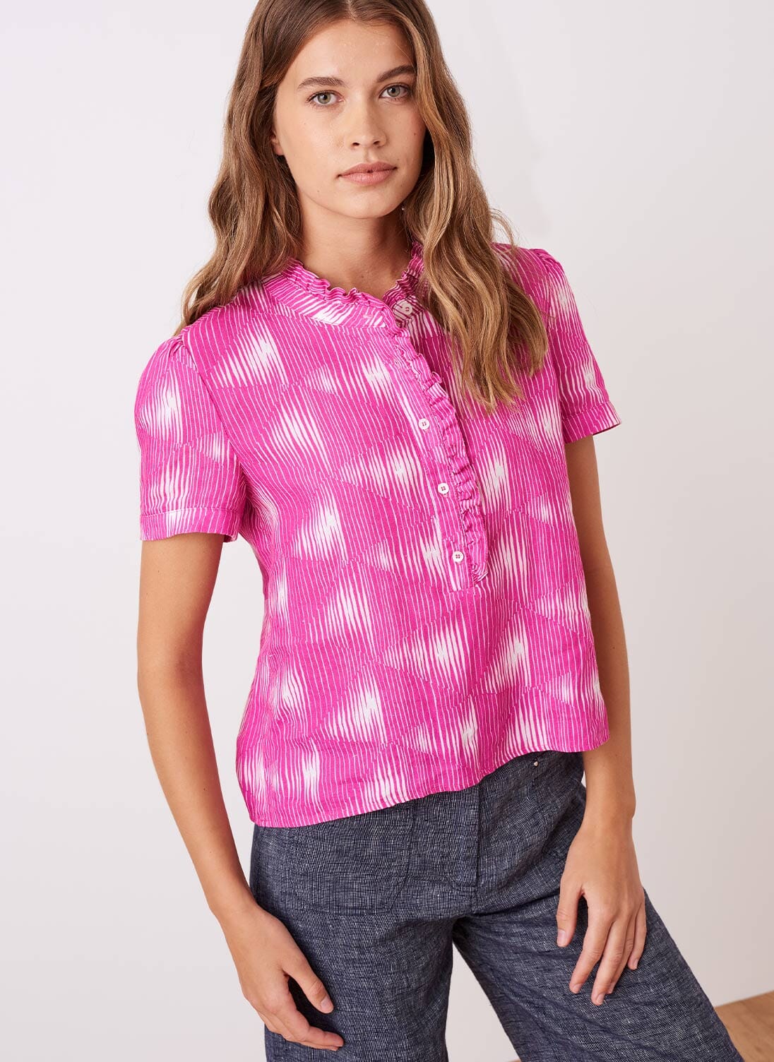 Fuchsia Graphic Print Linen Blouse | Women's Blouses | Brora