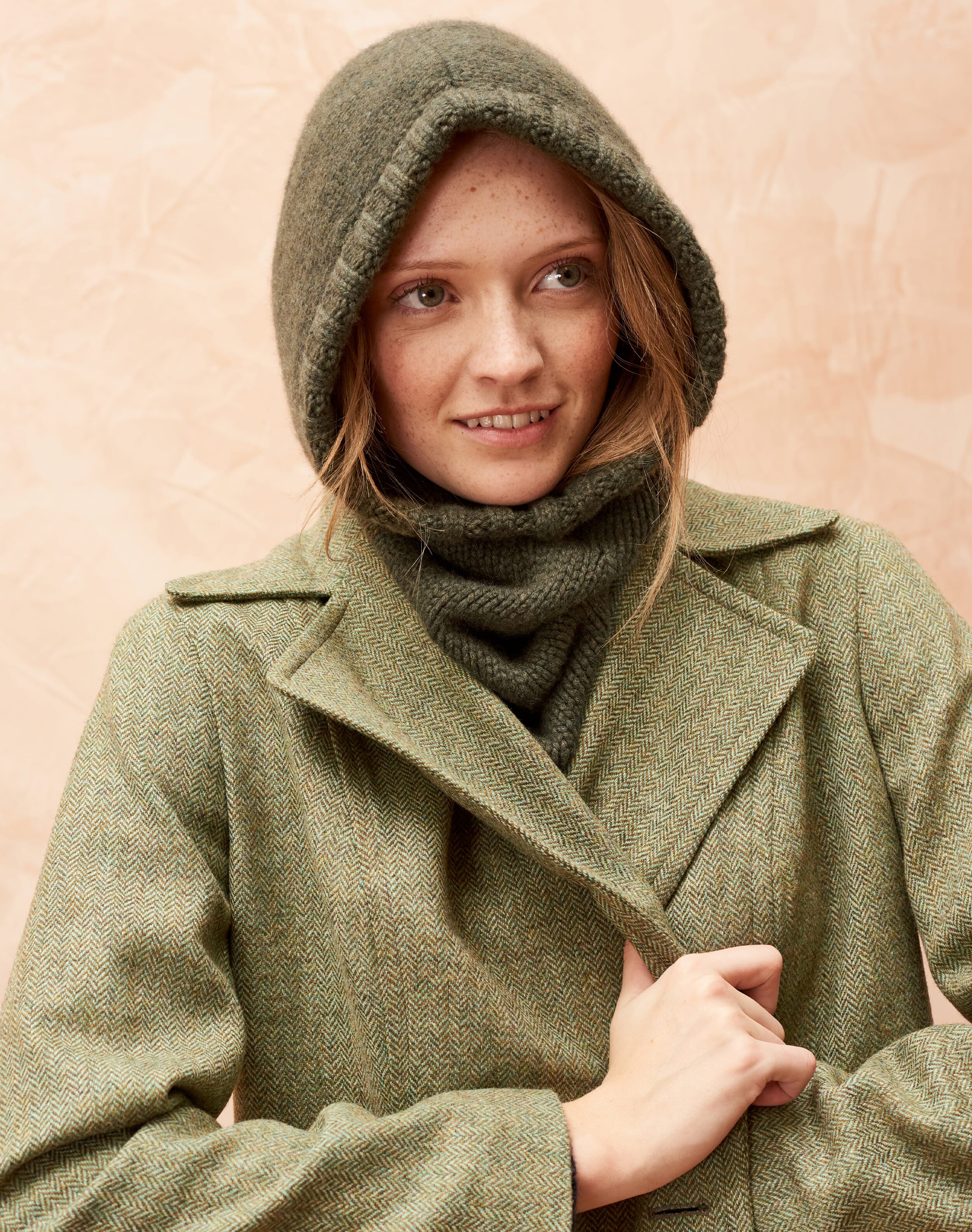 Green Cashmere Knit Snood | Accessories | Brora Fashion