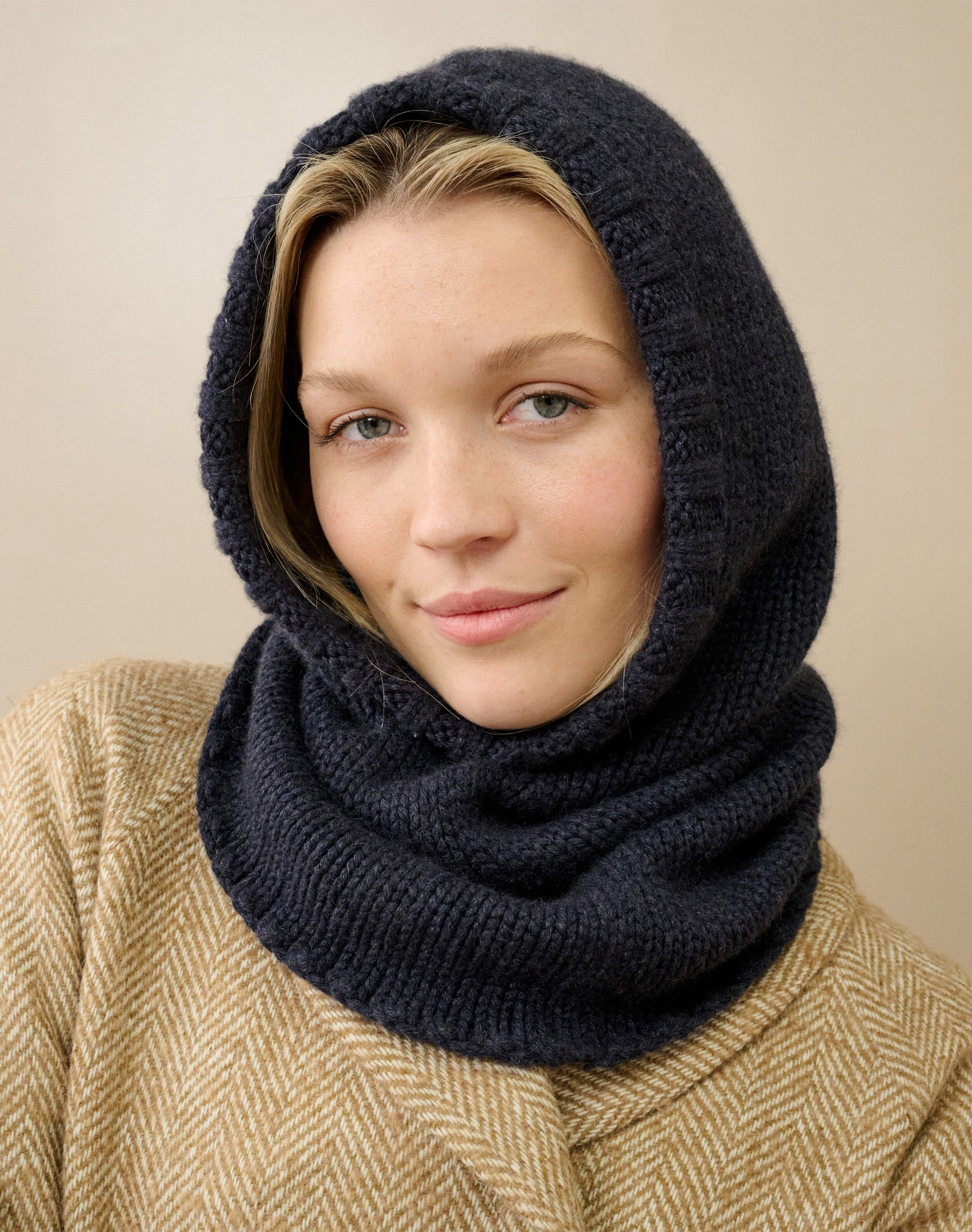 Cashmere Luxe Knit Hooded Snood in Midnight | Brora Offers
