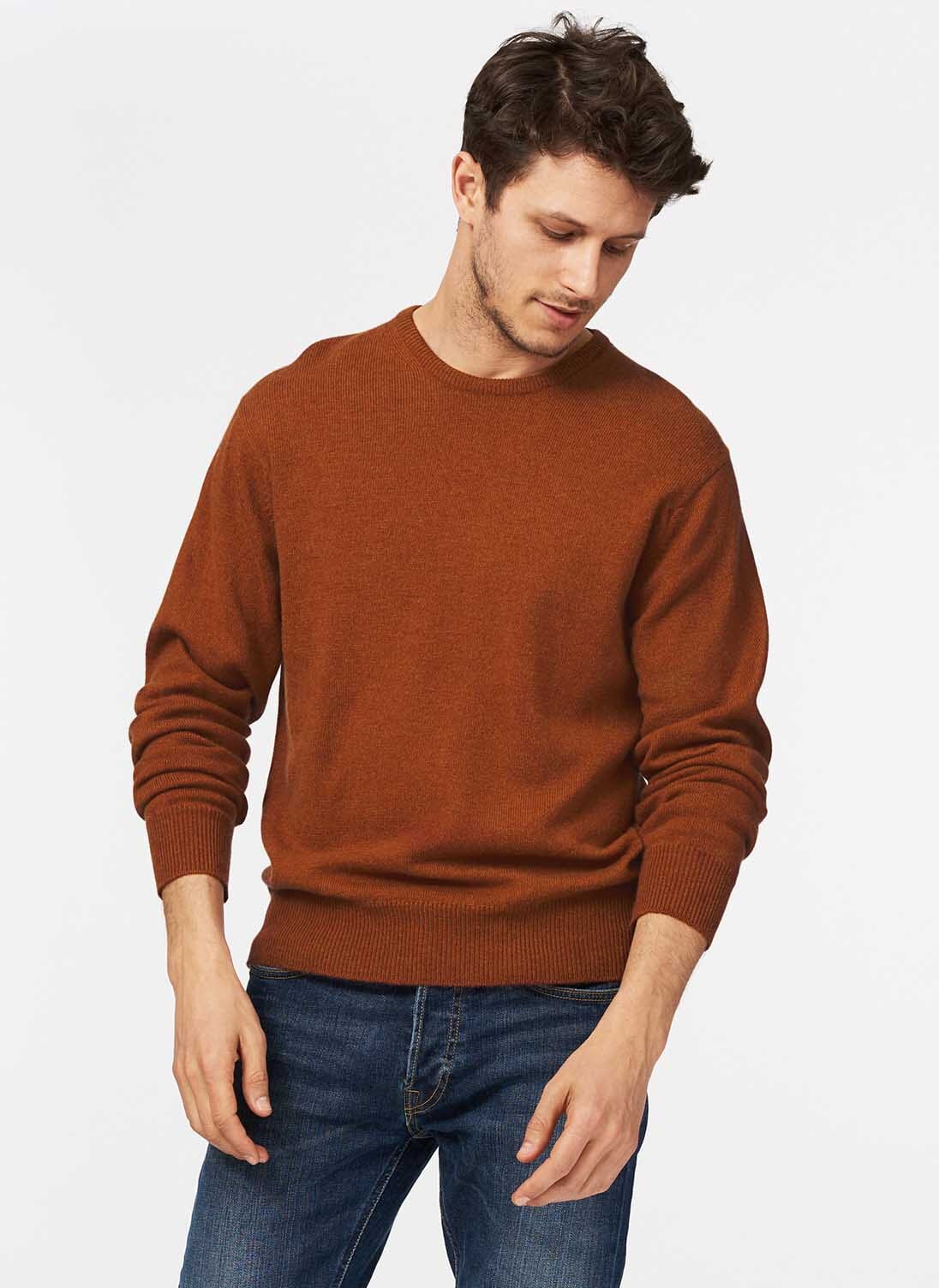 Rust Cashmere Classic Round Neck Jumper | Brora