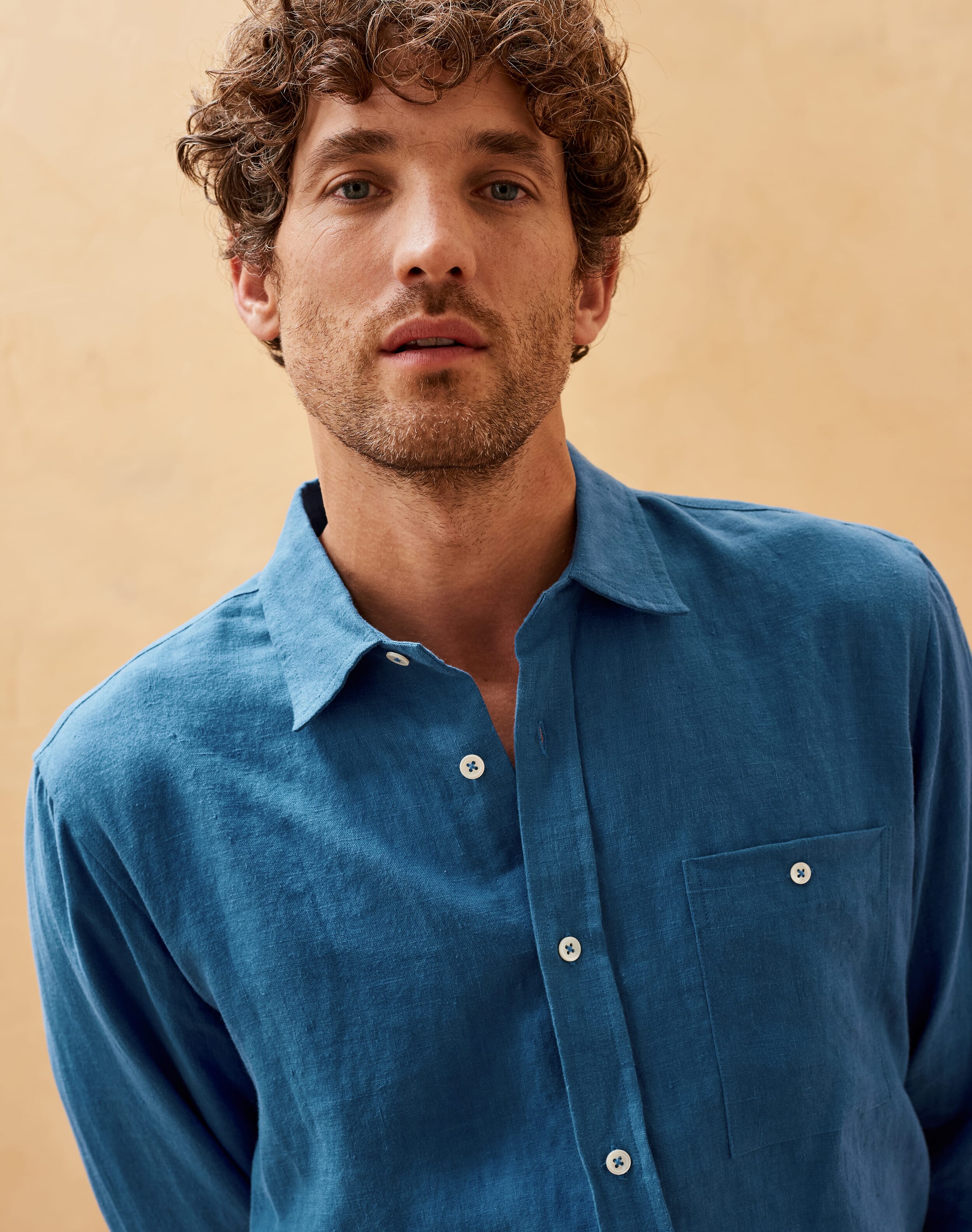 Blue Laundered Linen Shirt | Men's Shirts | Brora Fashion