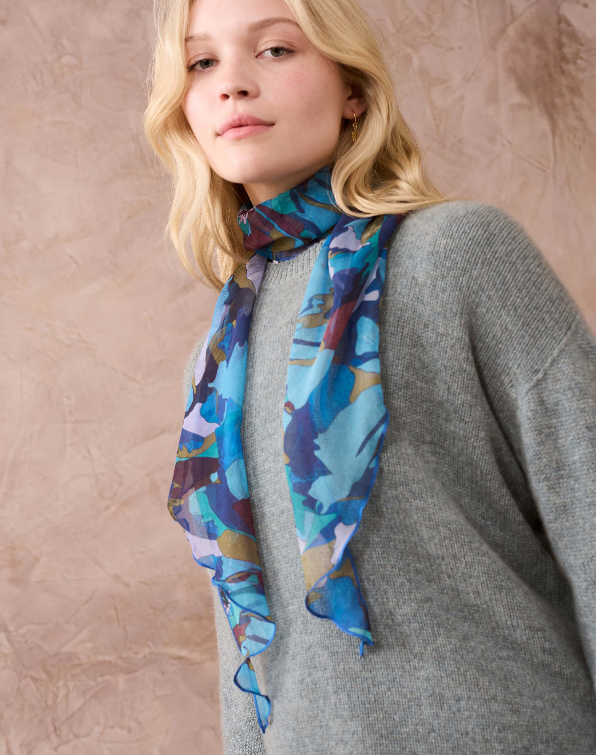 Scarves and Stoles | Cashmere, Silk & Wool Stoles | Brora