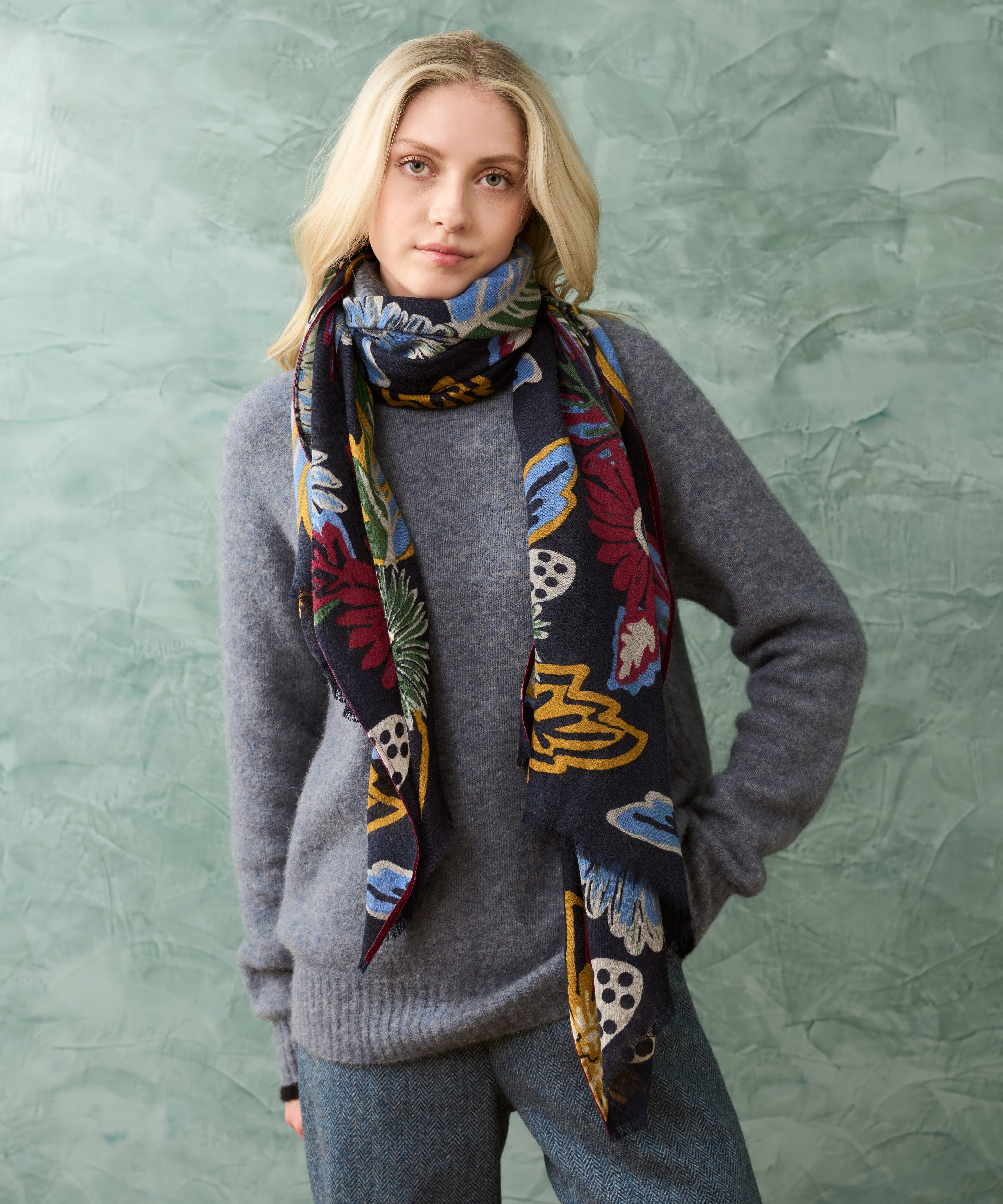 Scarves and Stoles | Cashmere, Silk & Wool Stoles | Brora