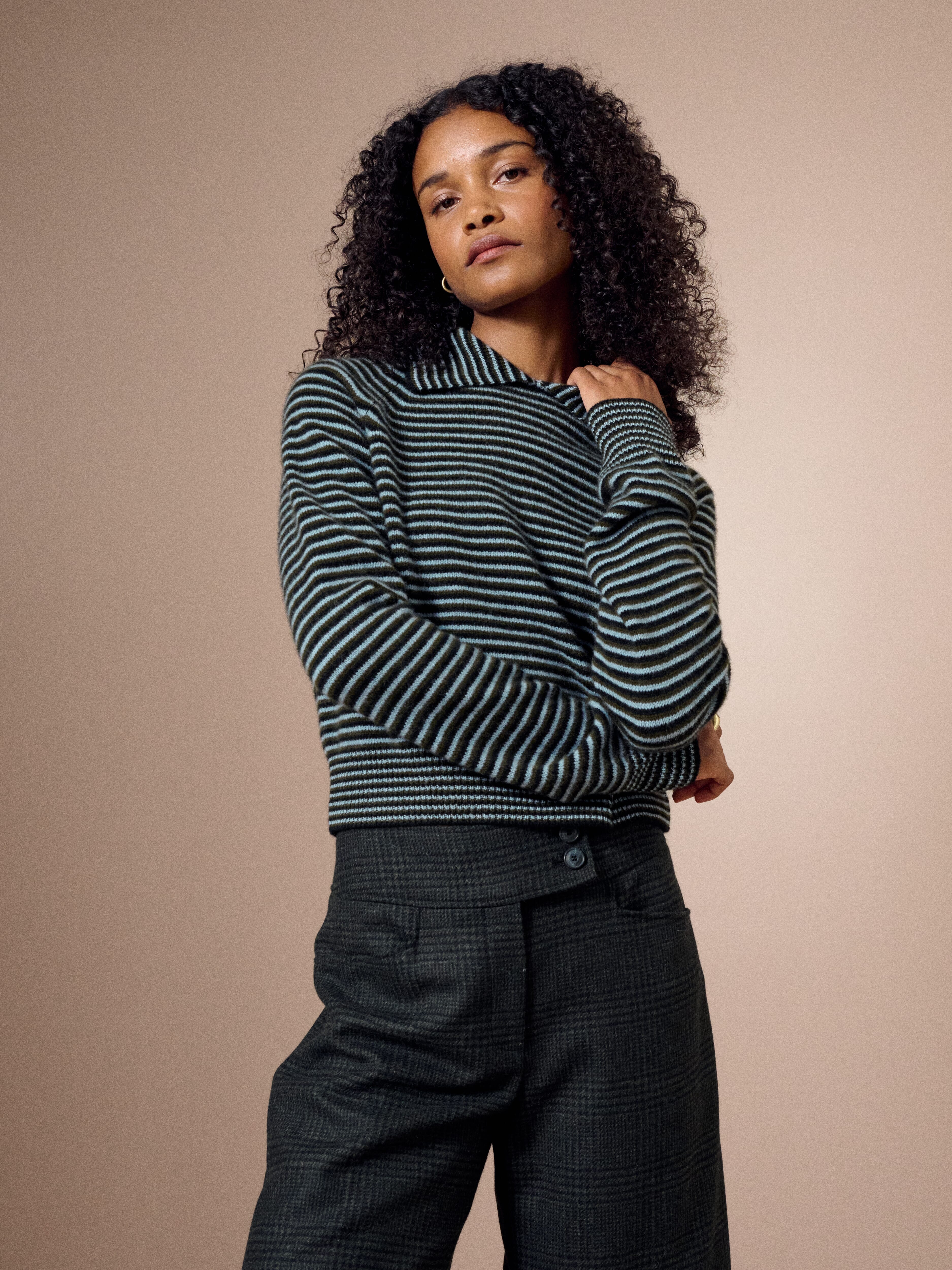 The Supersoft Lambswool Stripe Jumper in Black & Periwinkle