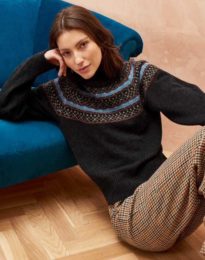 Merino Lambswool Fair Isle Yoke Jumper in Charcoal | Women's Knitwear ...