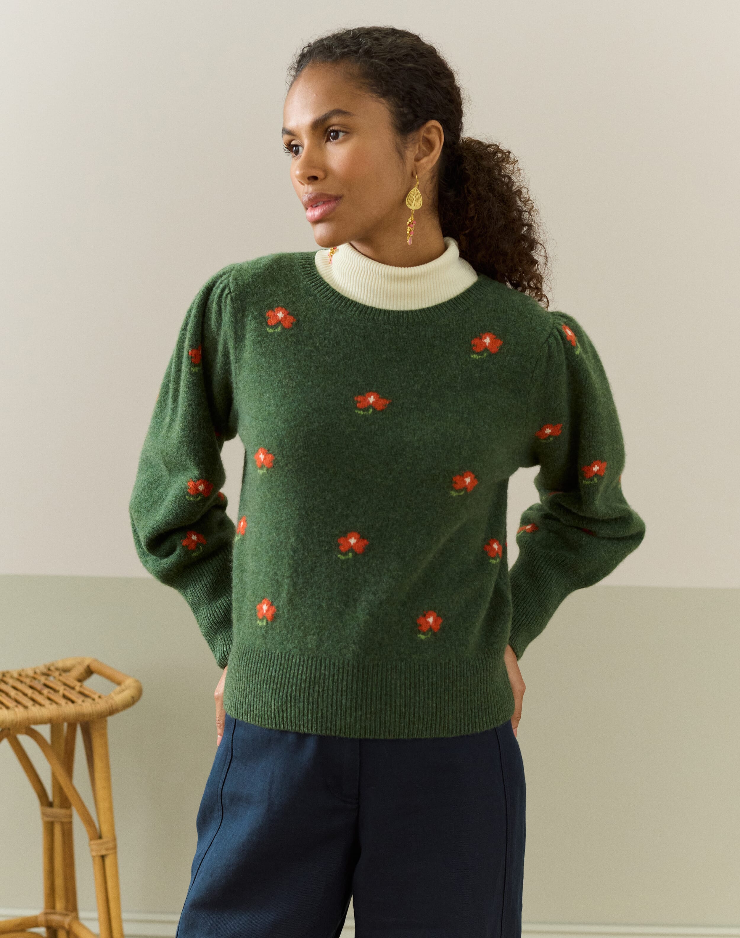 Tarragon Supersoft Lambswool Flower Jumper | Women's | Brora