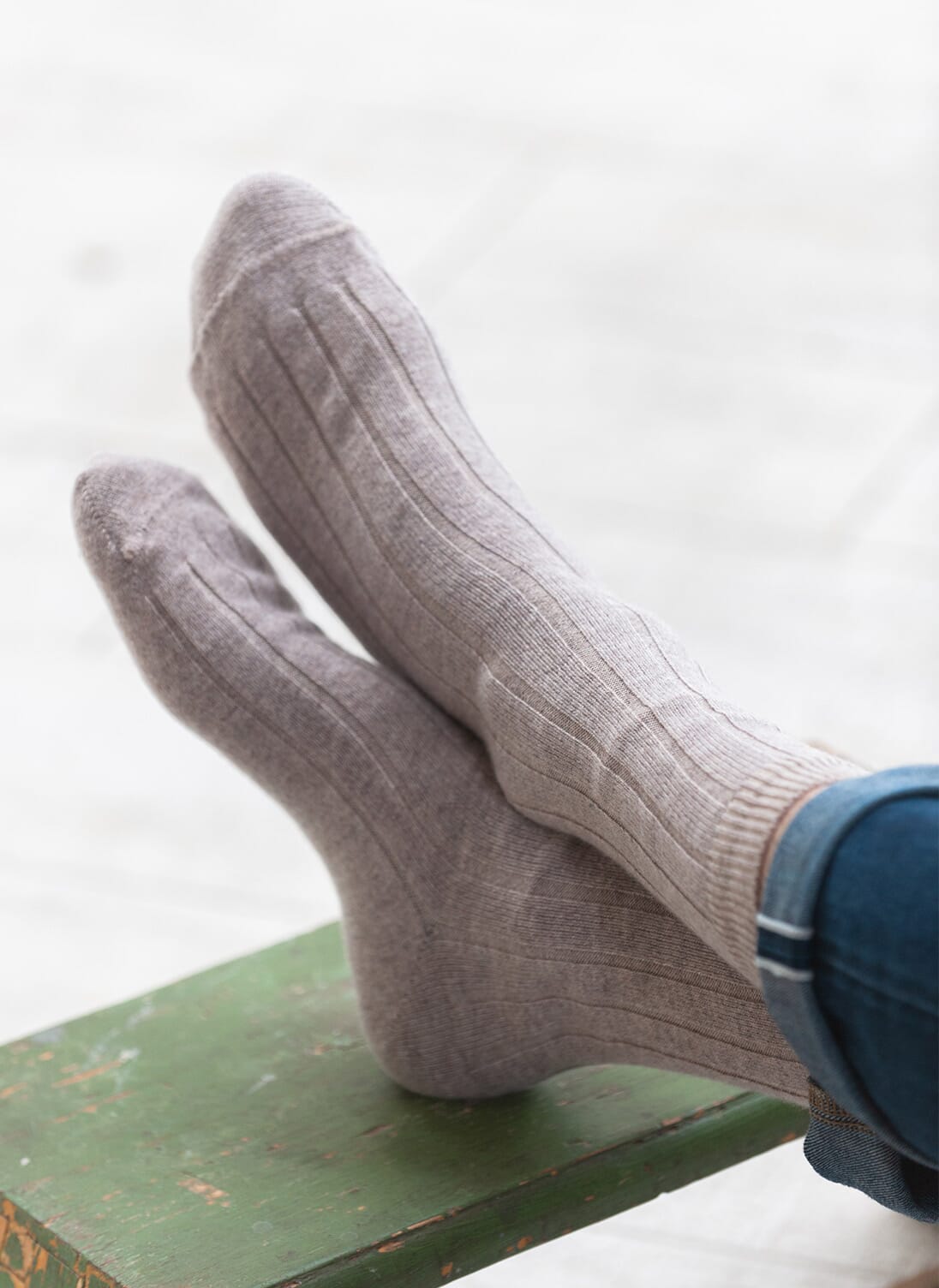 Ash Cashmere Socks | Men's Cashmere Socks | Brora UK