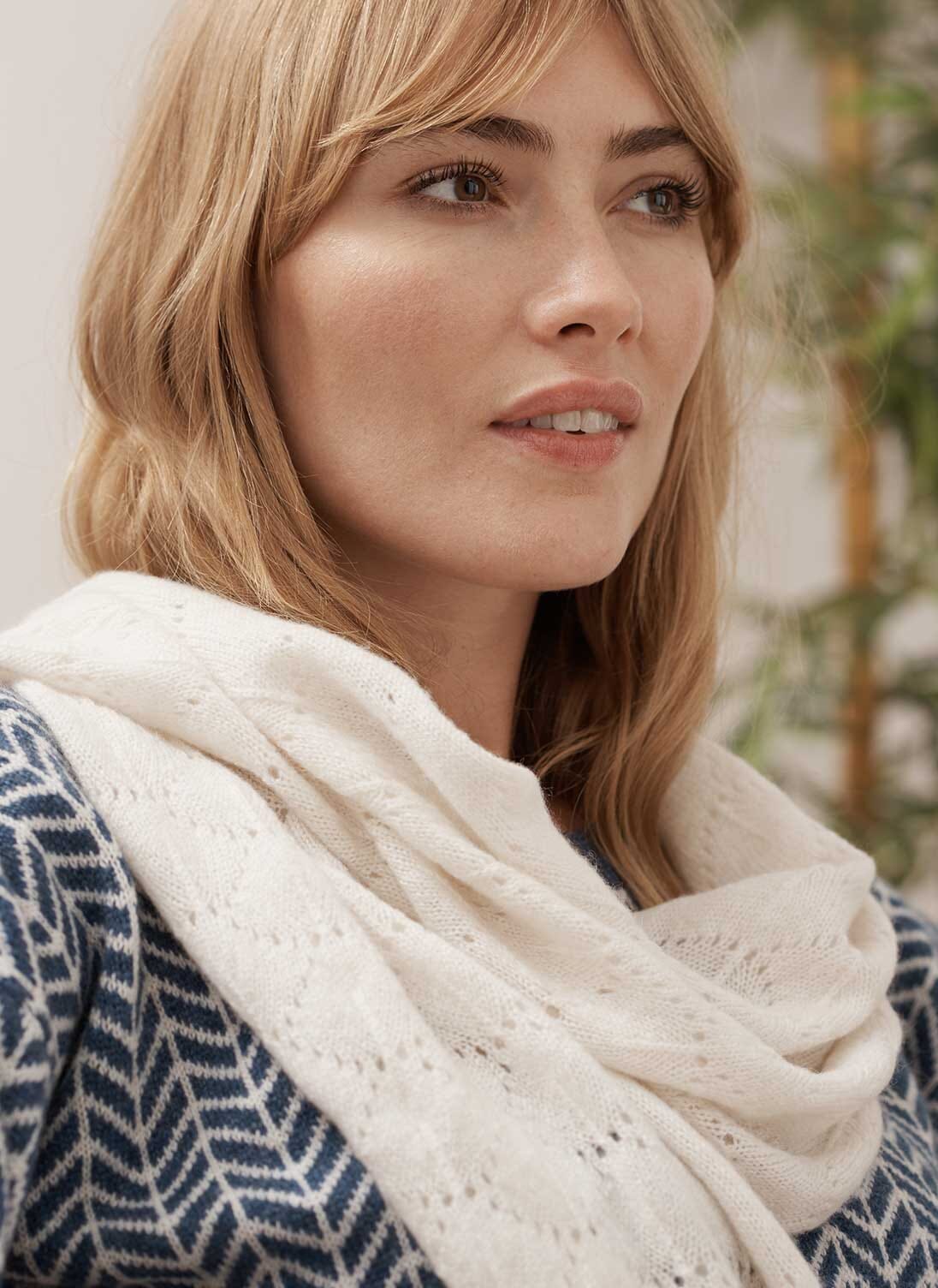 Cashmere Pointelle Scarf | Brora.co.uk