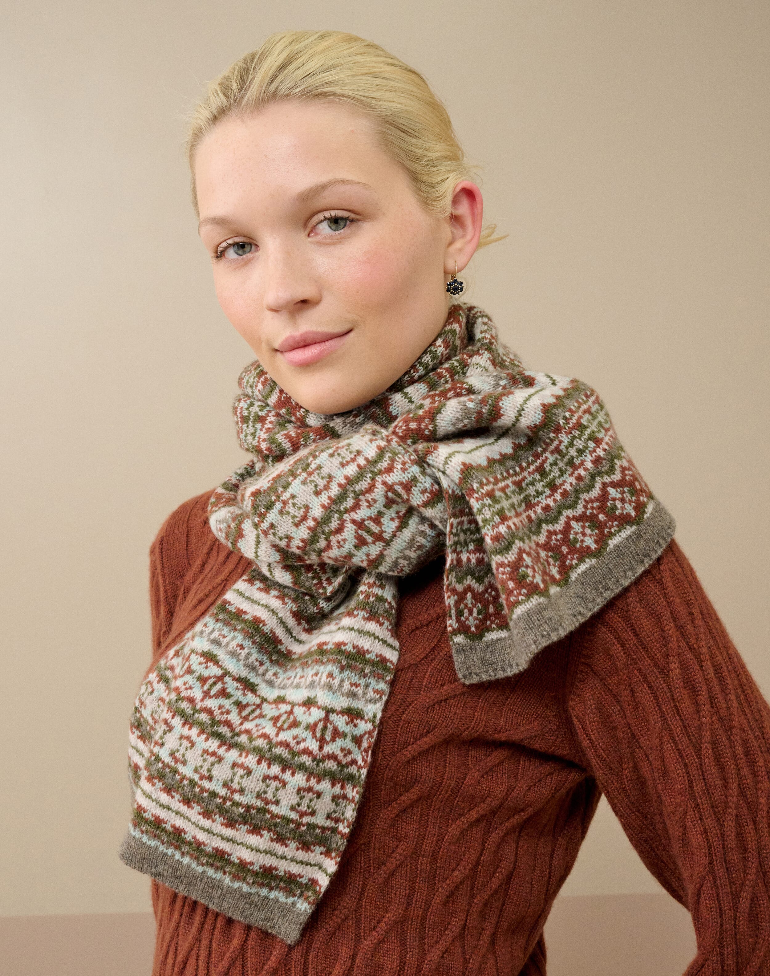 Cashmere Folk Scarf | Mushroom | Brora Clearance