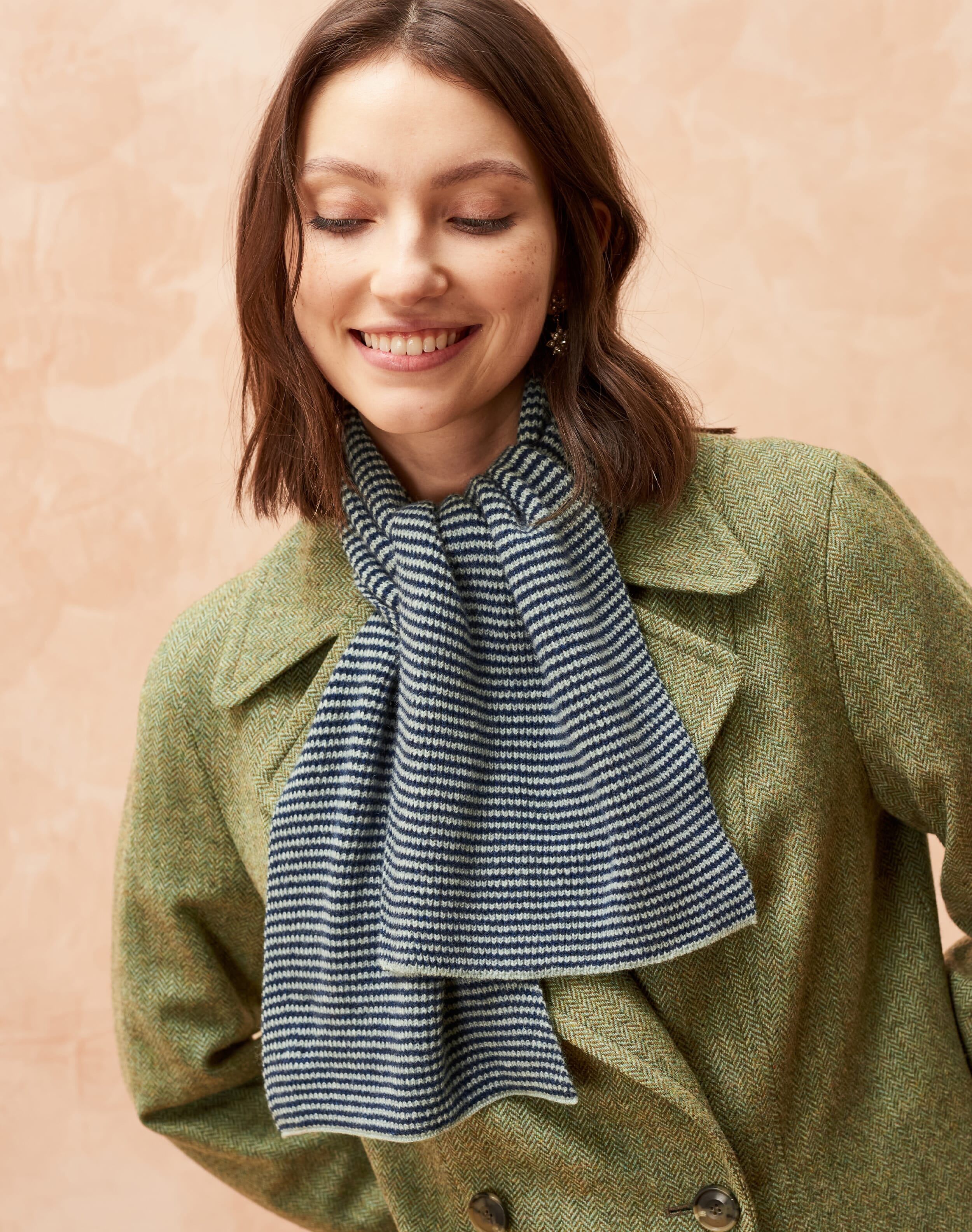 Scarves and Stoles | Cashmere, Silk & Wool Stoles | Brora