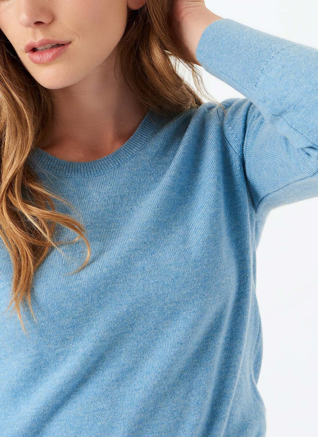 Periwinkle Cashmere Cropped Jumper | Cashmere Jumpers & Cardigans | Brora