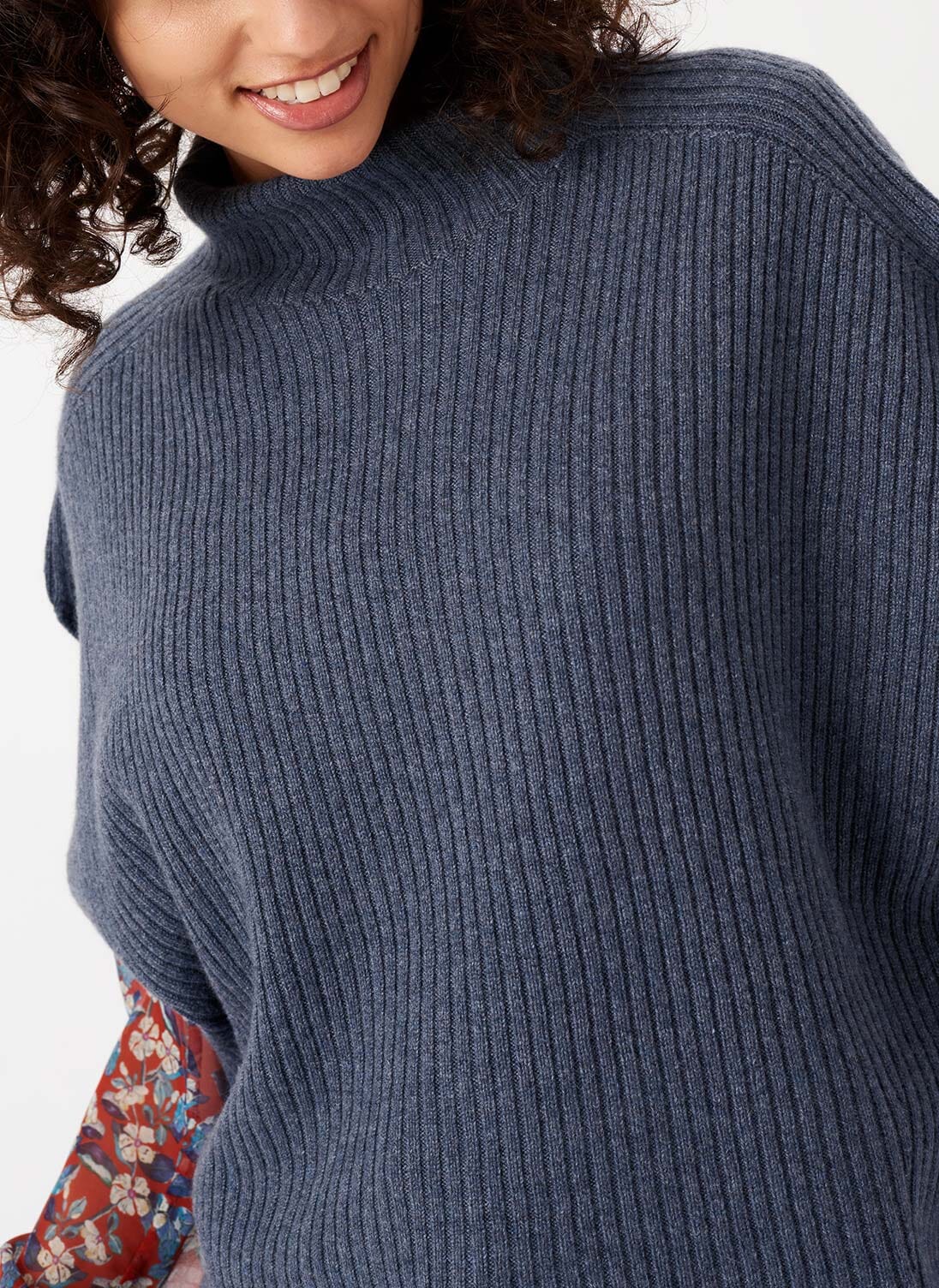 Lead Cashmere Ribbed Poncho | Women's Ponchos | Brora UK