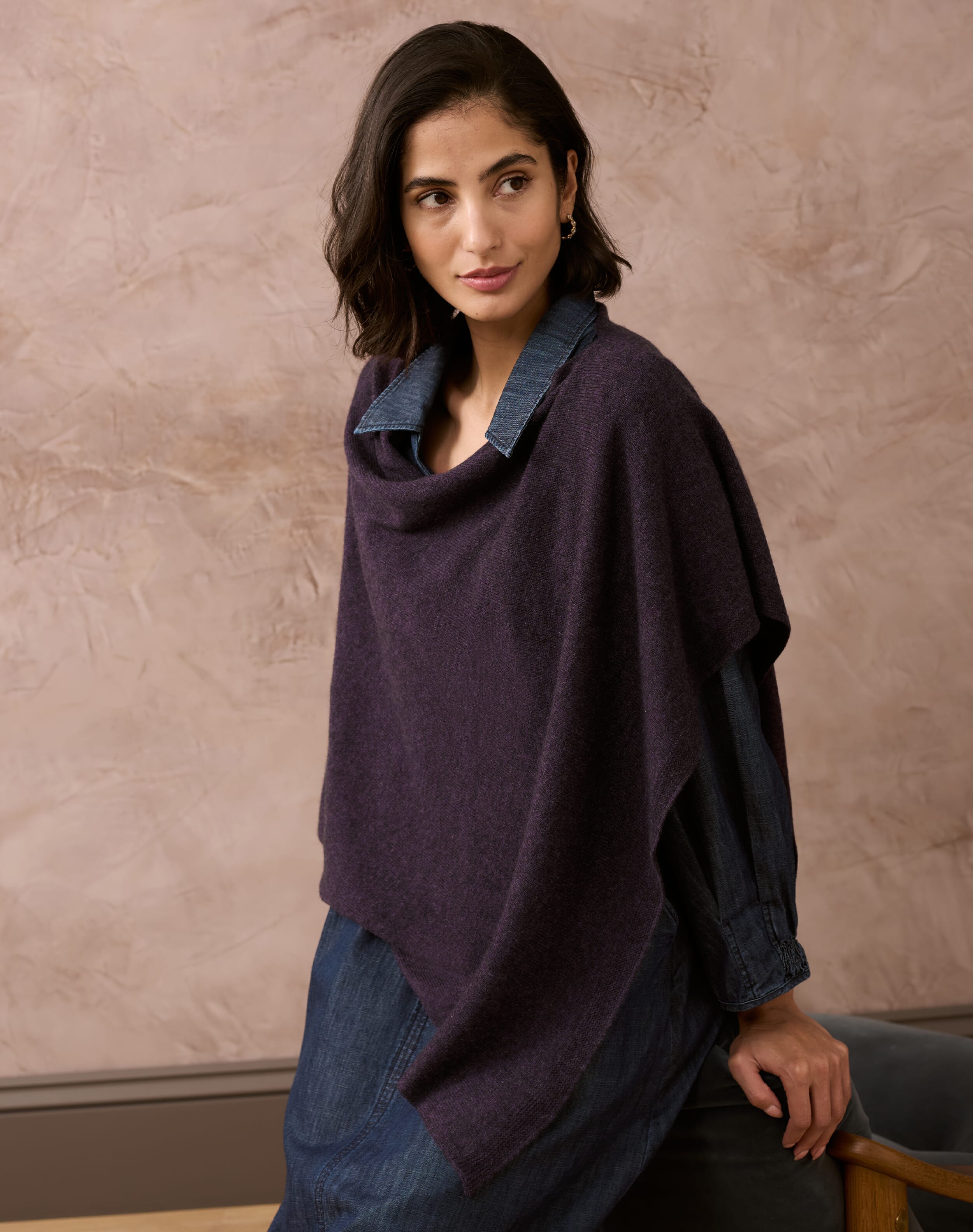 Women's Cashmere Gauzy Knit Poncho in Blackcurrant | Brora Sale