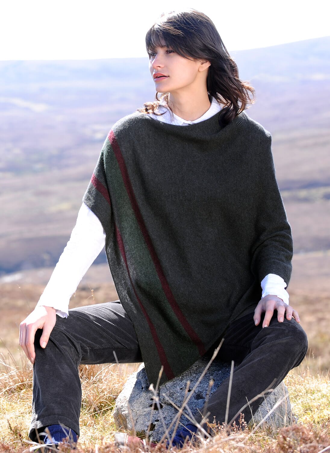 Cashmere Colour Block Poncho | Brora.co.uk