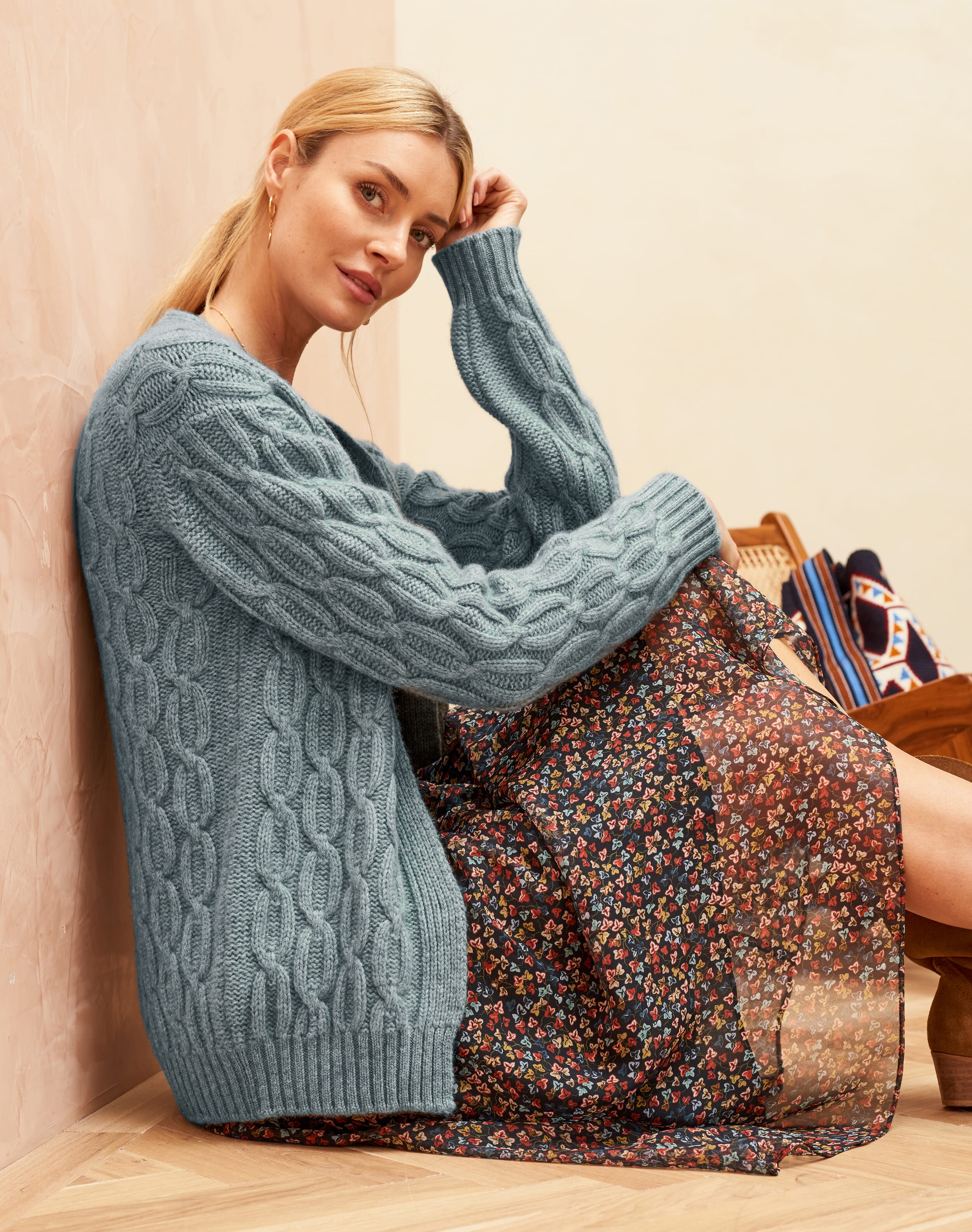 Scottish Cashmere Luxe Knit Cable Cardigan in Mercury | Brora