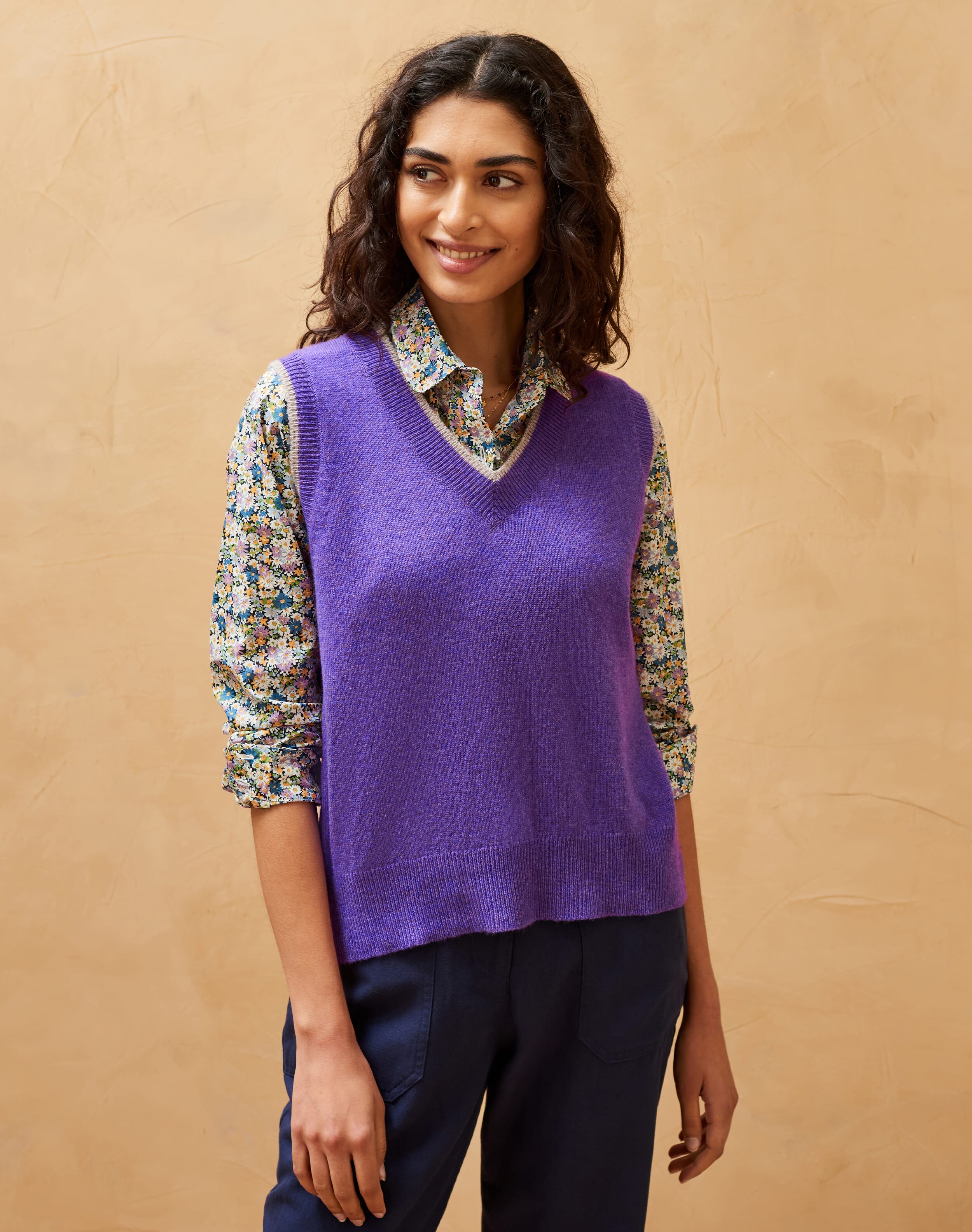 Purple Cashmere V Neck Tank | Women's Tanks | Brora Fashion